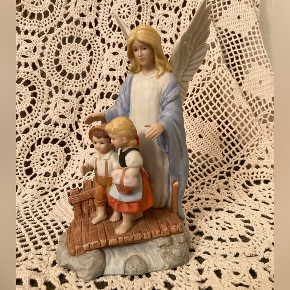 Homco | Accents | 995 Homco Guardian Angel Vintage Fairy Tale Bridge ...